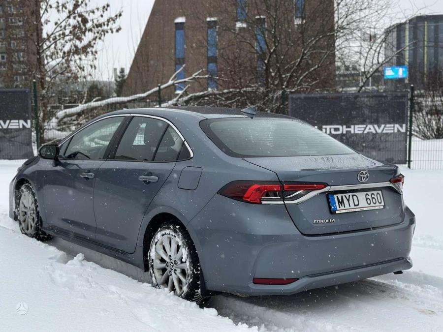 Zils Toyota Corolla 2022 Viļņa, ar dzinēja tilpumu 1.49 L un nobraukumu 67 tūkst. km par 9900 €, foto 9 vietnē AUTOMOTO.COM.LV