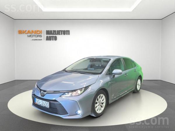 Blue Toyota Corolla 2022 in Riga, with an engine capacity of 1.50 L and mileage of 33 thousand km for 18990 €, photo 1 on AUTOMOTO.COM.LV