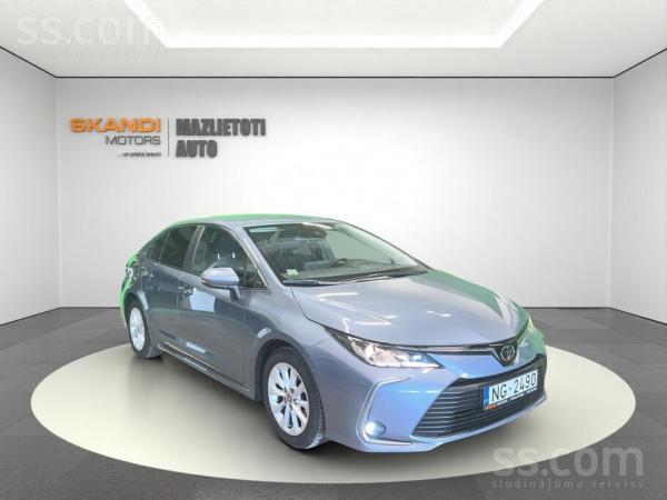 Blue Toyota Corolla 2022 in Riga, with an engine capacity of 1.50 L and mileage of 33 thousand km for 18990 €, photo 8 on AUTOMOTO.COM.LV