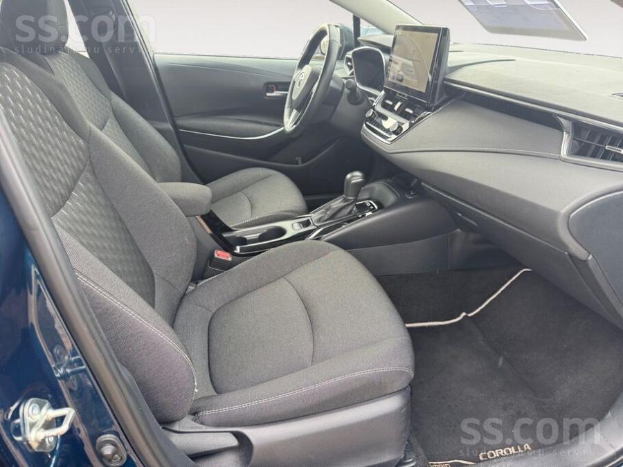 Zils Toyota Corolla 2024 Rīga, ar dzinēja tilpumu 1.80 L un nobraukumu 35 tūkst. km par 23900 €, foto 6 vietnē AUTOMOTO.COM.LV