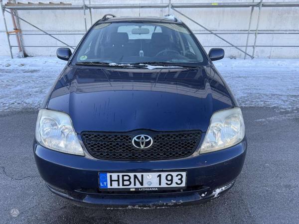 Zils Toyota Corolla 2002 Viļņa, ar dzinēja tilpumu 2.00 L un nobraukumu 267 tūkst. km par 1600 €, foto 2 vietnē AUTOMOTO.COM.LV