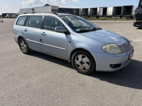 Zils Toyota Corolla 2005 Klaipėda, ar dzinēja tilpumu 2.00 L un nobraukumu 269 tūkst. km par 800 €, foto 1 vietnē AUTOMOTO.COM.LV