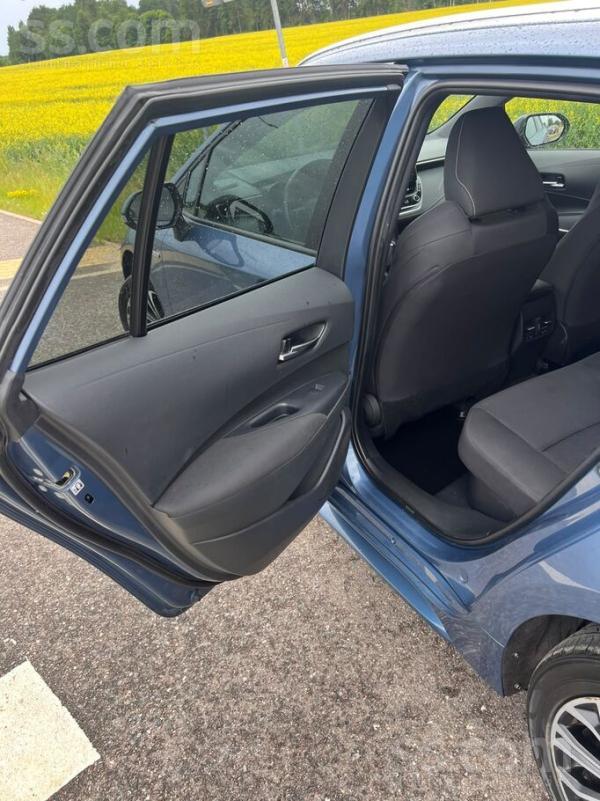 Zils Toyota Corolla 2019 Rīga, ar dzinēja tilpumu 1.80 L un nobraukumu 98 tūkst. km par 17750 €, foto 10 vietnē AUTOMOTO.COM.LV