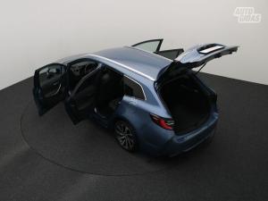 Blue Toyota Corolla 2021 in Vilnius, with an engine capacity of 2.00 L and mileage of 187 thousand km for 18099 €, photo 13 on AUTOMOTO.COM.LV