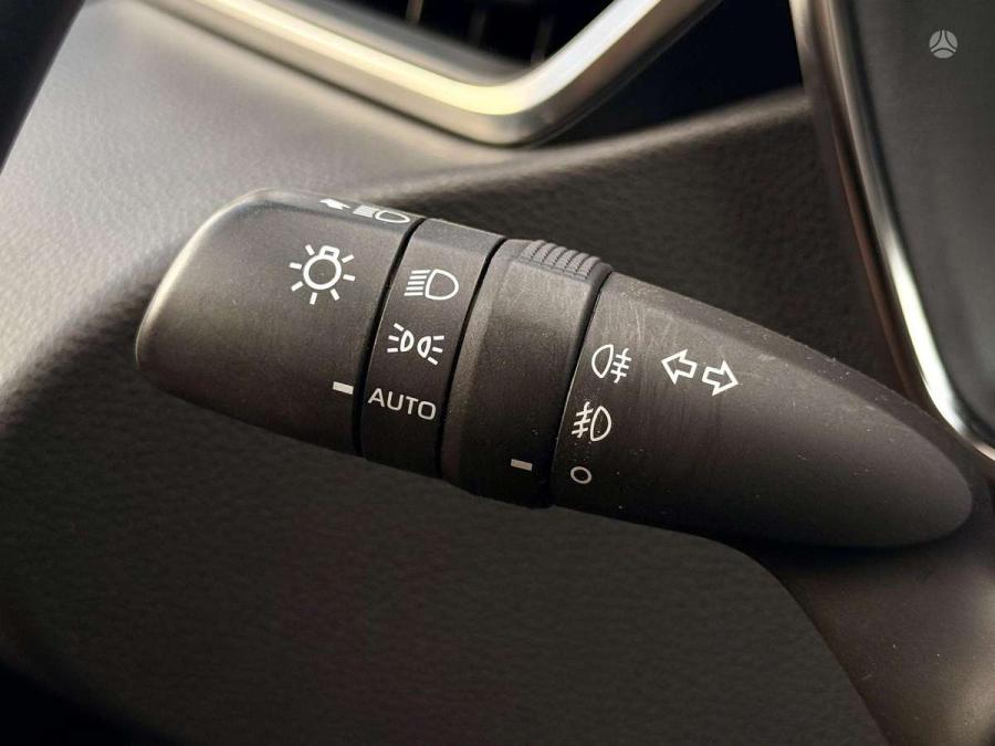 Zils Toyota Corolla 2021 Panevēža, ar dzinēja tilpumu 1.80 L un nobraukumu 55 tūkst. km par 16500 €, foto 16 vietnē AUTOMOTO.COM.LV