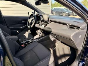 Zils Toyota Corolla 2021 Panevēža, ar dzinēja tilpumu 1.80 L un nobraukumu 55 tūkst. km par 16500 €, foto 21 vietnē AUTOMOTO.COM.LV