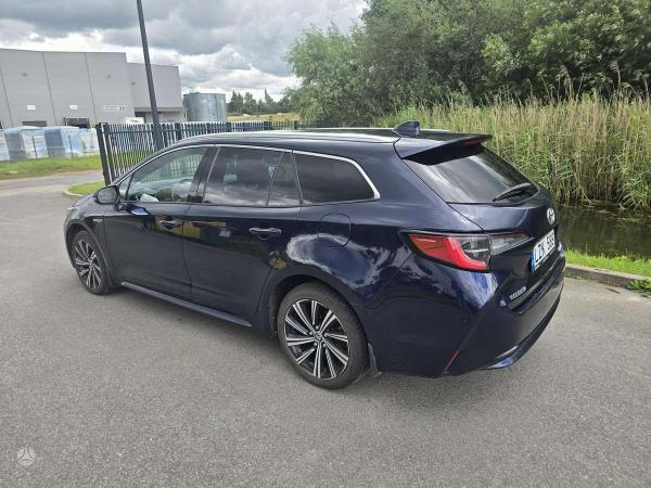Blue Toyota Corolla 2021 in Kaunas, with an engine capacity of 1.80 L and mileage of 206 thousand km for 18200 €, photo 6 on AUTOMOTO.COM.LV