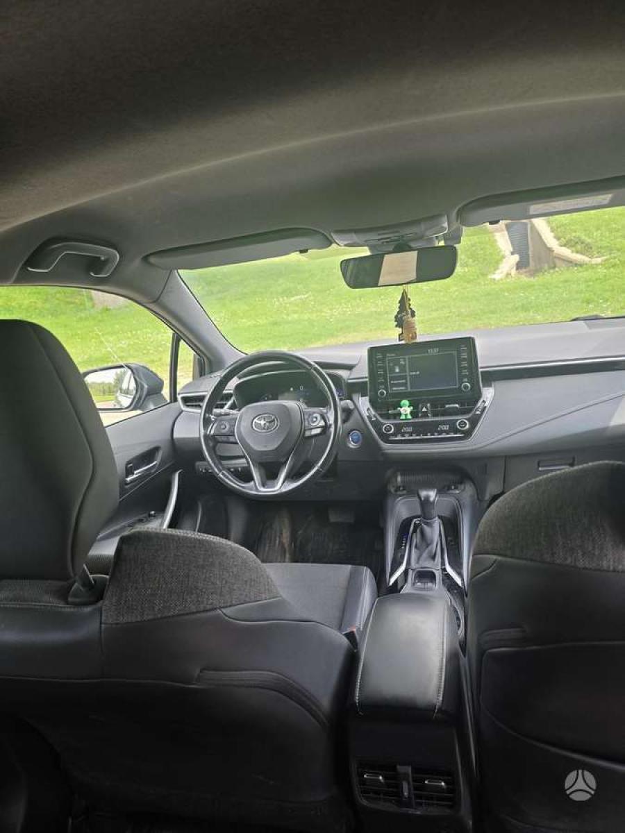 Zils Toyota Corolla 2021 Kauņa, ar dzinēja tilpumu 1.80 L un nobraukumu 160 tūkst. km par 16500 €, foto 7 vietnē AUTOMOTO.COM.LV