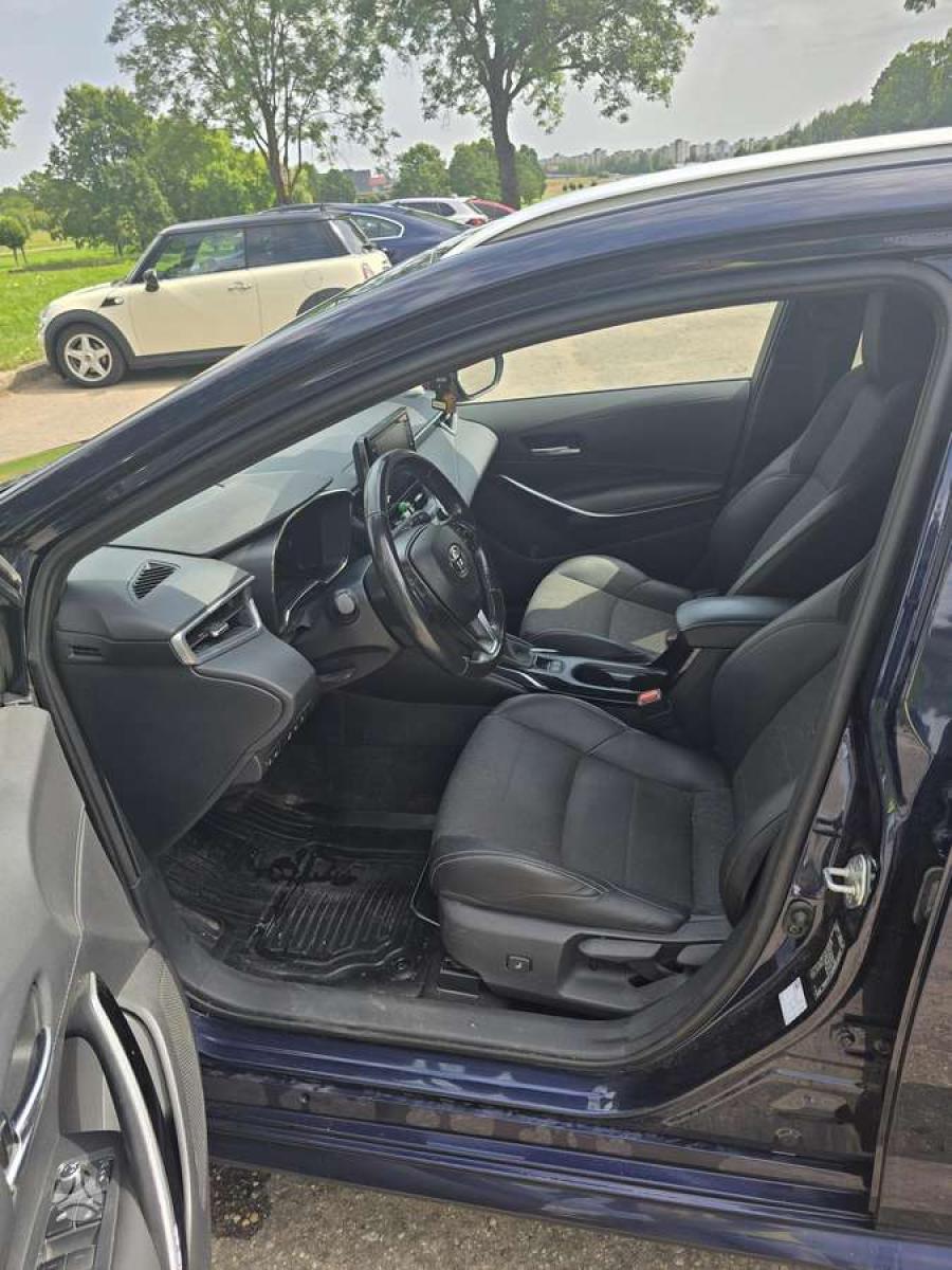 Zils Toyota Corolla 2021 Kauņa, ar dzinēja tilpumu 1.80 L un nobraukumu 160 tūkst. km par 16500 €, foto 8 vietnē AUTOMOTO.COM.LV