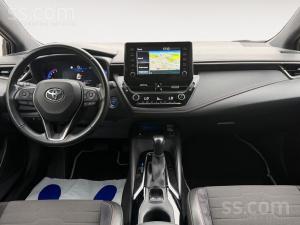 Zils Toyota Corolla 2021 Rīga, ar dzinēja tilpumu 1.80 L un nobraukumu 124 tūkst. km par 20900 €, foto 16 vietnē AUTOMOTO.COM.LV