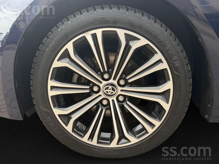 Zils Toyota Corolla 2021 Rīga, ar dzinēja tilpumu 1.80 L un nobraukumu 124 tūkst. km par 20900 €, foto 27 vietnē AUTOMOTO.COM.LV