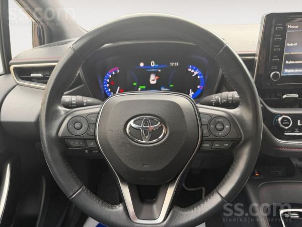 Toyota Corolla 2021 Rīga vietnē Zils Toyota Corolla 2021 Rīga, ar dzinēja tilpumu 1.80 L un nobraukumu 124 tūkst. km par 20900 €, foto 10 vietnē AUTOMOTO.COM.LV