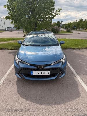 Blue Toyota Corolla 2022 in Tallinn, with an engine capacity of 1.20 L and mileage of 19 thousand km for 17000 €, photo  on AUTOMOTO.COM.LV