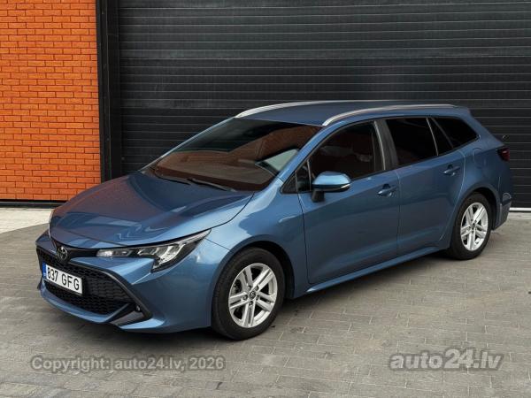 Blue Toyota Corolla 2022 in Tallinn, with an engine capacity of 1.20 L and mileage of 19 thousand km for 16900 €, photo 6 on AUTOMOTO.COM.LV