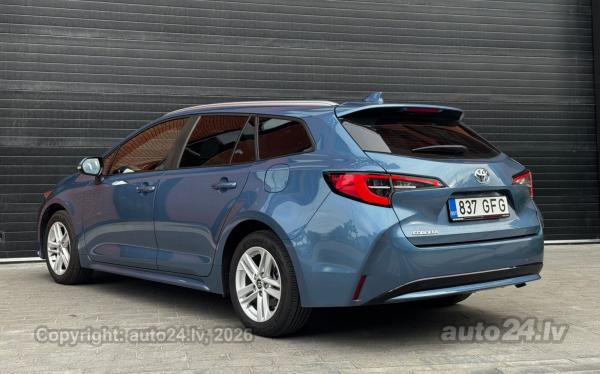 Blue Toyota Corolla 2022 in Tallinn, with an engine capacity of 1.20 L and mileage of 19 thousand km for 16900 €, photo 7 on AUTOMOTO.COM.LV