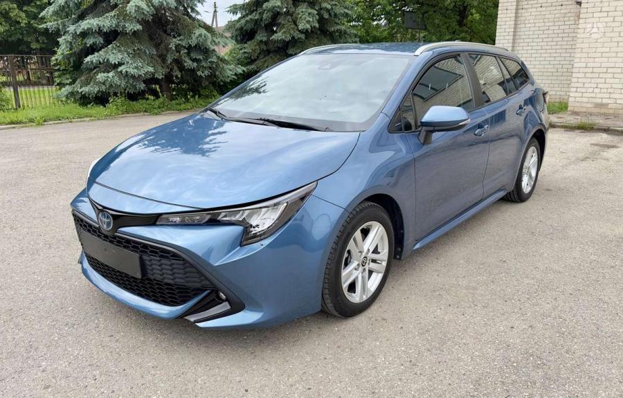 Blue Toyota Corolla 2022 in Prienai, with an engine capacity of 1.80 L and mileage of 79 thousand km for 16750 €, photo 1 on AUTOMOTO.COM.LV