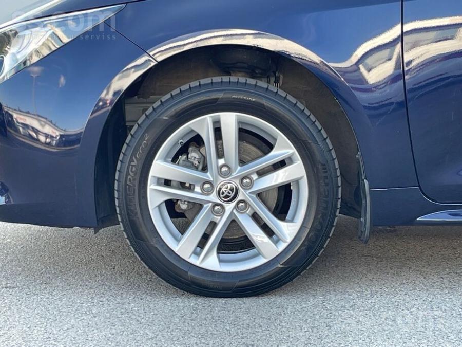 Blue Toyota Corolla 2022 in Riga, with an engine capacity of 1.80 L and mileage of 64 thousand km for 20990 €, photo 16 on AUTOMOTO.COM.LV
