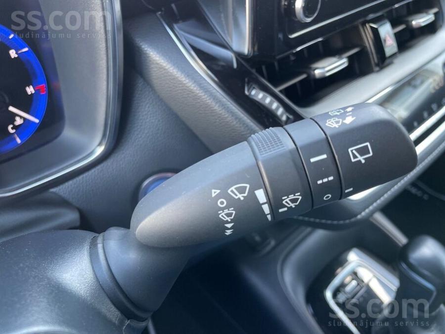 Blue Toyota Corolla 2022 in Riga, with an engine capacity of 1.80 L and mileage of 64 thousand km for 20990 €, photo 25 on AUTOMOTO.COM.LV