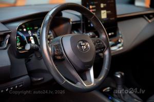 Blue Toyota Corolla 2023 in Tallinn, with an engine capacity of 1.80 L and mileage of 65 thousand km for 23900 €, photo 13 on AUTOMOTO.COM.LV