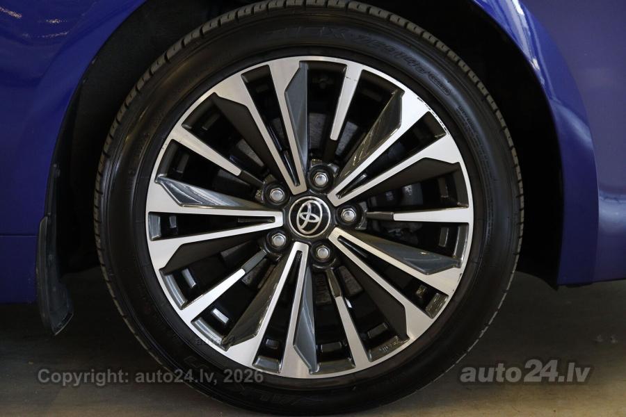 Zils Toyota Corolla 2023 Tallina, ar dzinēja tilpumu 1.99 L un nobraukumu 29 tūkst. km par 27990 €, foto 16 vietnē AUTOMOTO.COM.LV