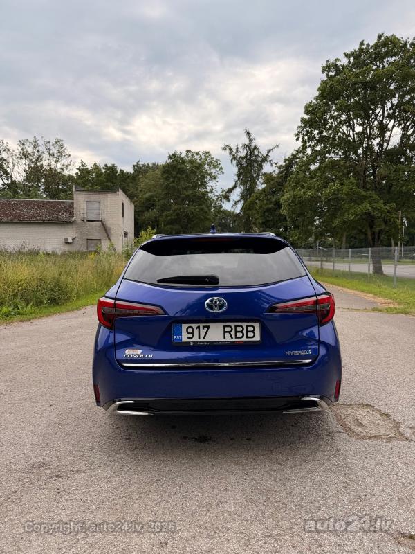 Blue Toyota Corolla 2023 in Tallinn, with an engine capacity of 1.80 L and mileage of 41 thousand km for 23990 €, photo 5 on AUTOMOTO.COM.LV