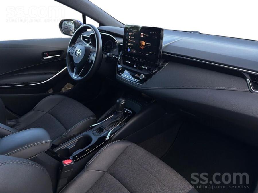 Zils Toyota Corolla 2024 Rīga, ar dzinēja tilpumu 1.80 L un nobraukumu 56 tūkst. km par 25990 €, foto 7 vietnē AUTOMOTO.COM.LV
