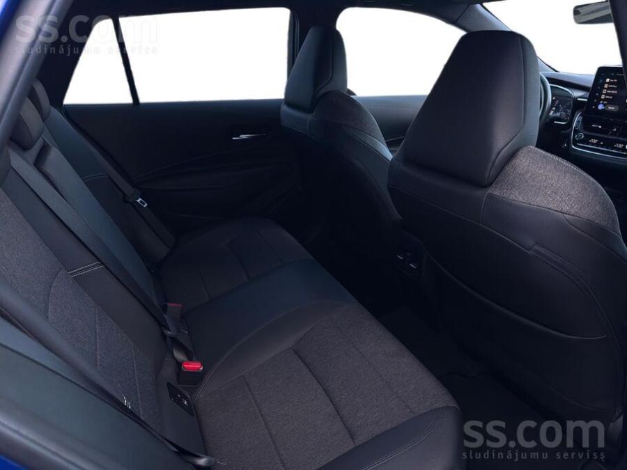 Zils Toyota Corolla 2024 Rīga, ar dzinēja tilpumu 1.80 L un nobraukumu 56 tūkst. km par 25990 €, foto 8 vietnē AUTOMOTO.COM.LV