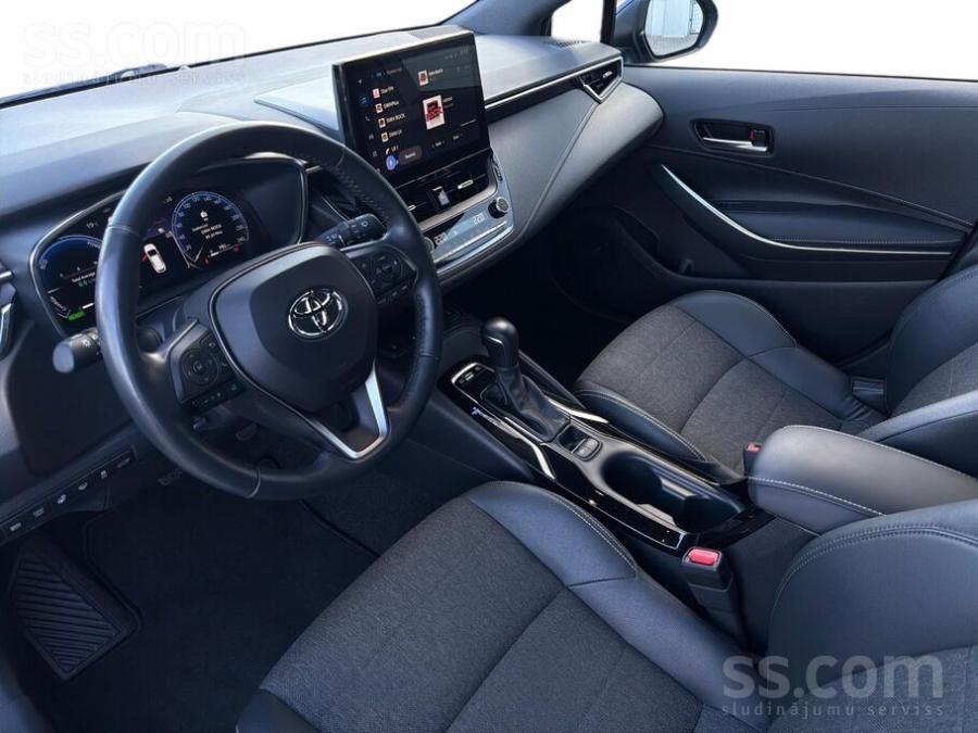 Zils Toyota Corolla 2024 Rīga, ar dzinēja tilpumu 1.80 L un nobraukumu 56 tūkst. km par 25990 €, foto 12 vietnē AUTOMOTO.COM.LV