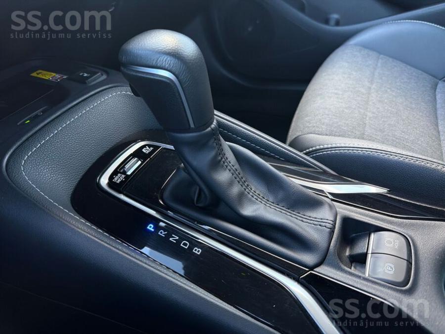 Zils Toyota Corolla 2024 Rīga, ar dzinēja tilpumu 1.80 L un nobraukumu 56 tūkst. km par 25990 €, foto 19 vietnē AUTOMOTO.COM.LV