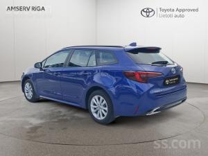 Blue Toyota Corolla 2025 in Riga, with an engine capacity of 1.80 L and mileage of 28 thousand km for 23900 €, photo 5 on AUTOMOTO.COM.LV