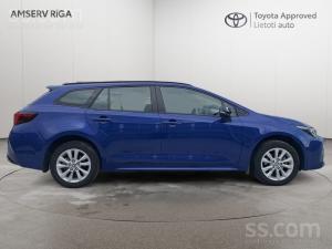 Blue Toyota Corolla 2025 in Riga, with an engine capacity of 1.80 L and mileage of 28 thousand km for 23900 €, photo 8 on AUTOMOTO.COM.LV