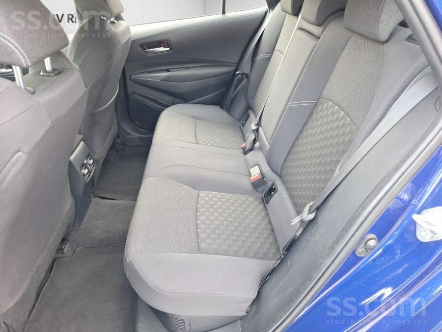 Blue Toyota Corolla 2025 in Riga, with an engine capacity of 1.80 L and mileage of 28 thousand km for 23900 €, photo 12 on AUTOMOTO.COM.LV