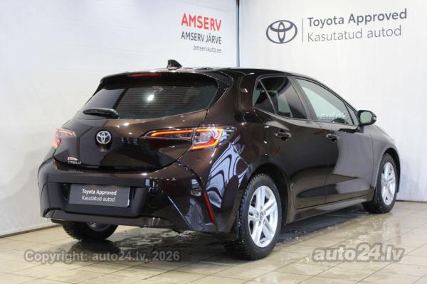 Brūns Toyota Corolla 2019 Tallina, ar dzinēja tilpumu 1.20 L un nobraukumu 85 tūkst. km par 12490 €, foto 2 vietnē AUTOMOTO.COM.LV
