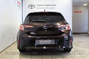 Brown Toyota Corolla 2019 in Tallinn, with an engine capacity of 1.20 L and mileage of 85 thousand km for 12490 €, photo 4 on AUTOMOTO.COM.LV