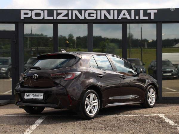 Brown Toyota Corolla 2019 in Vilnius, with an engine capacity of 1.20 L and mileage of 150 thousand km for 14300 €, photo 4 on AUTOMOTO.COM.LV