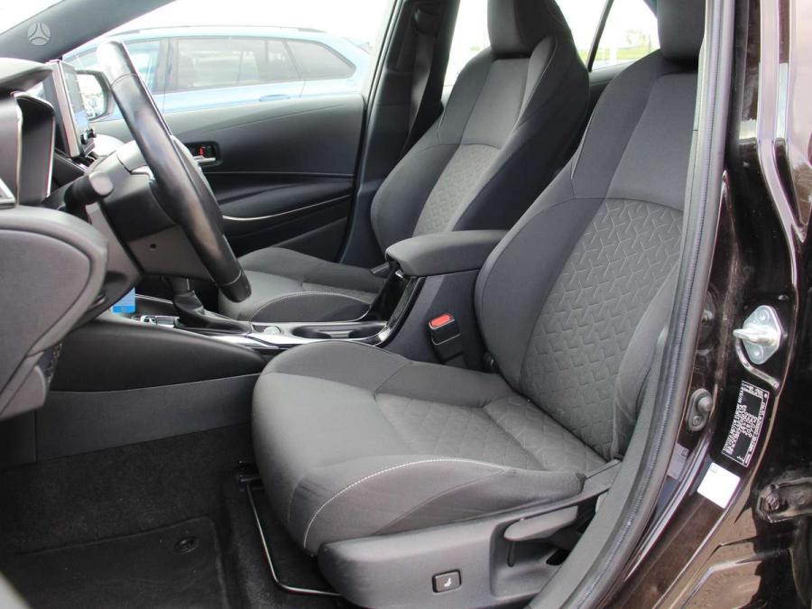 Brūns Toyota Corolla 2019 Viļņa, ar dzinēja tilpumu 1.20 L un nobraukumu 150 tūkst. km par 14300 €, foto 12 vietnē AUTOMOTO.COM.LV