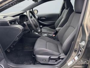 Brown Toyota Corolla 2019 in Riga, with an engine capacity of 1.20 L and mileage of 103 thousand km for 13180 €, photo 10 on AUTOMOTO.COM.LV
