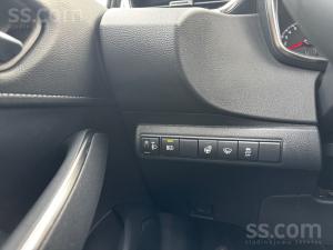 Brown Toyota Corolla 2019 in Riga, with an engine capacity of 1.20 L and mileage of 103 thousand km for 13180 €, photo 17 on AUTOMOTO.COM.LV