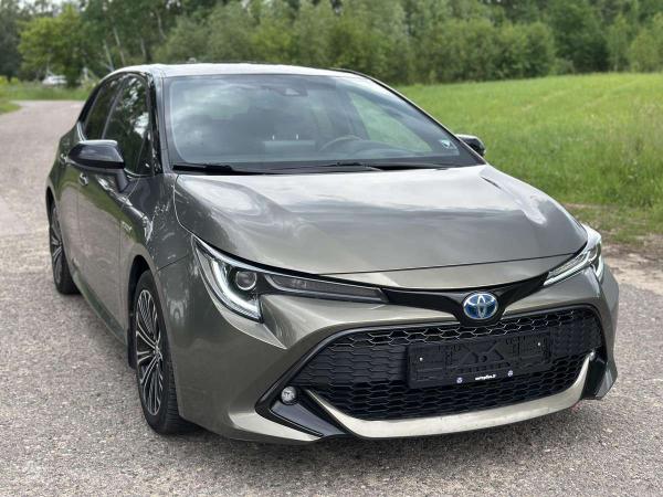 Brown Toyota Corolla 2019 in Kaunas, with an engine capacity of 1.99 L and mileage of 179 thousand km for 16950 €, photo 2 on AUTOMOTO.COM.LV