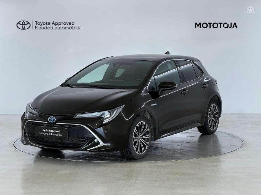 Brown Toyota Corolla 2019 in Vilnius, with an engine capacity of 1.80 L and mileage of 77 thousand km for 16900 €, photo 1 on AUTOMOTO.COM.LV