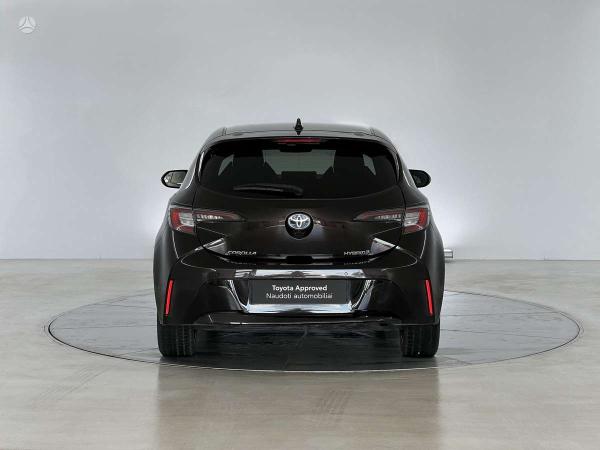Brūns Toyota Corolla 2019 Viļņa, ar dzinēja tilpumu 1.80 L un nobraukumu 77 tūkst. km par 16900 €, foto 4 vietnē AUTOMOTO.COM.LV
