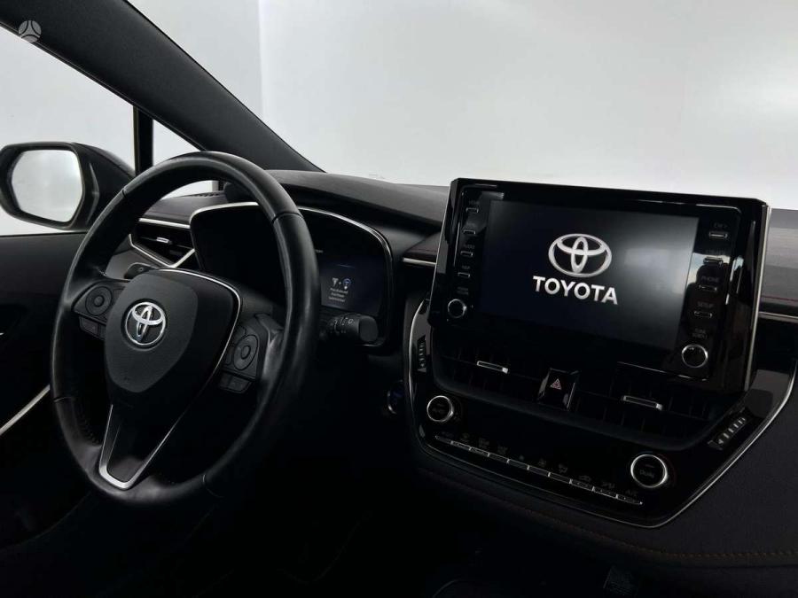 Brown Toyota Corolla 2019 in Vilnius, with an engine capacity of 1.80 L and mileage of 77 thousand km for 16900 €, photo 15 on AUTOMOTO.COM.LV