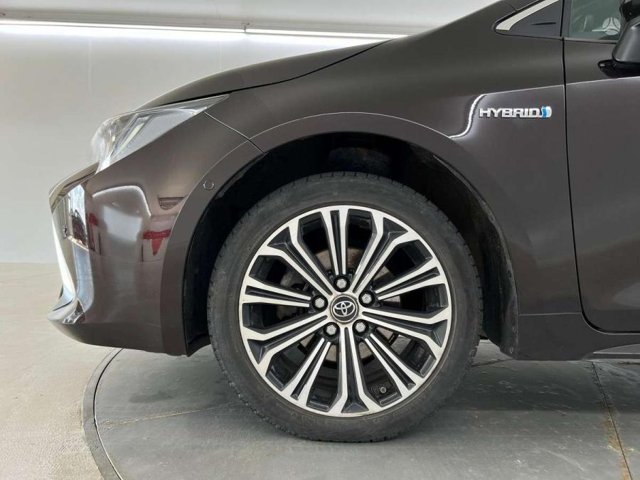 Brown Toyota Corolla 2019 in Vilnius, with an engine capacity of 1.80 L and mileage of 77 thousand km for 16900 €, photo 16 on AUTOMOTO.COM.LV