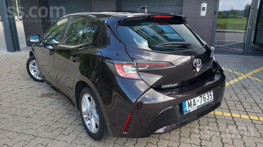 Brūns Toyota Corolla 2019 Rīga, ar dzinēja tilpumu 1.20 L un nobraukumu 90 tūkst. km par 13400 €, foto 7 vietnē AUTOMOTO.COM.LV
