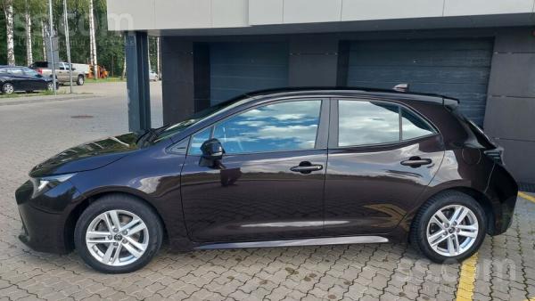Brown Toyota Corolla 2019 in Riga, with an engine capacity of 1.20 L and mileage of 90 thousand km for 13400 €, photo 10 on AUTOMOTO.COM.LV