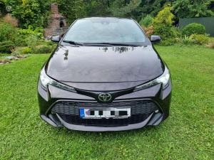 Brown Toyota Corolla 2019 in Alytus, with an engine capacity of 1.20 L and mileage of 150 thousand km for 9900 €, photo 3 on AUTOMOTO.COM.LV