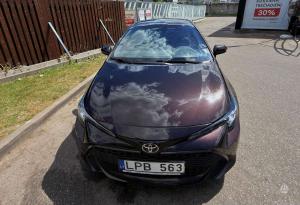 Brown Toyota Corolla 2020 in Vilnius, with an engine capacity of 1.20 L and mileage of 39 thousand km for 15799 €, photo 10 on AUTOMOTO.COM.LV