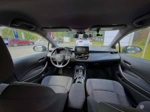 Brown Toyota Corolla 2020 in Vilnius, with an engine capacity of 1.20 L and mileage of 39 thousand km for 15799 €, photo 18 on AUTOMOTO.COM.LV