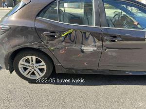 Brown Toyota Corolla 2020 in Vilnius, with an engine capacity of 1.20 L and mileage of 39 thousand km for 15799 €, photo 31 on AUTOMOTO.COM.LV