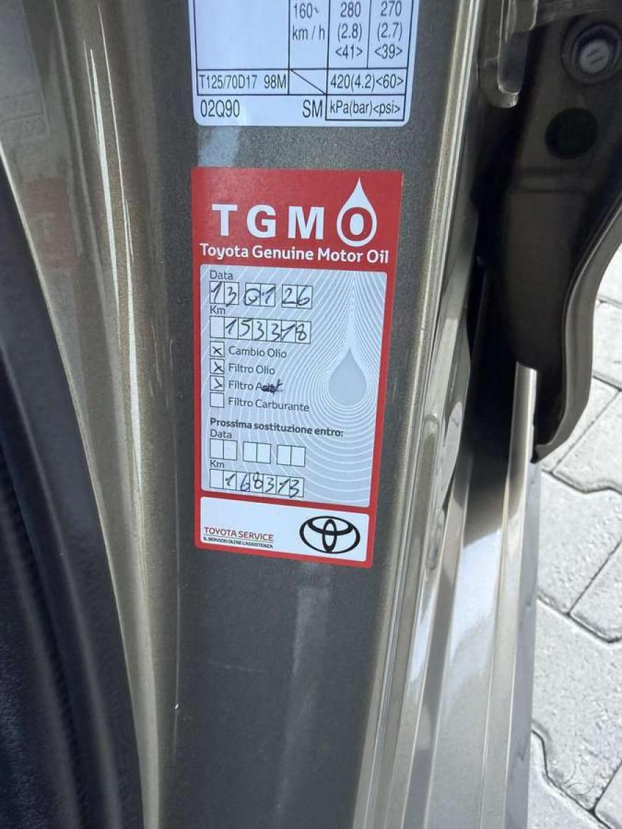 Brown Toyota Corolla 2021 in Vilnius, with an engine capacity of 1.80 L and mileage of 171 thousand km for 15950 €, photo 24 on AUTOMOTO.COM.LV